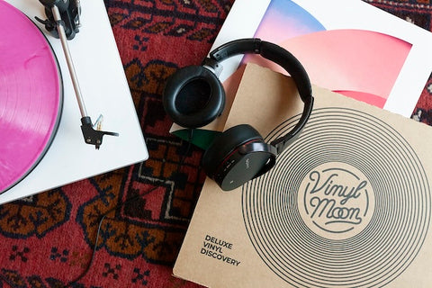 Vinyl Moon | Deluxe Vinyl Record Club – VINYL MOON